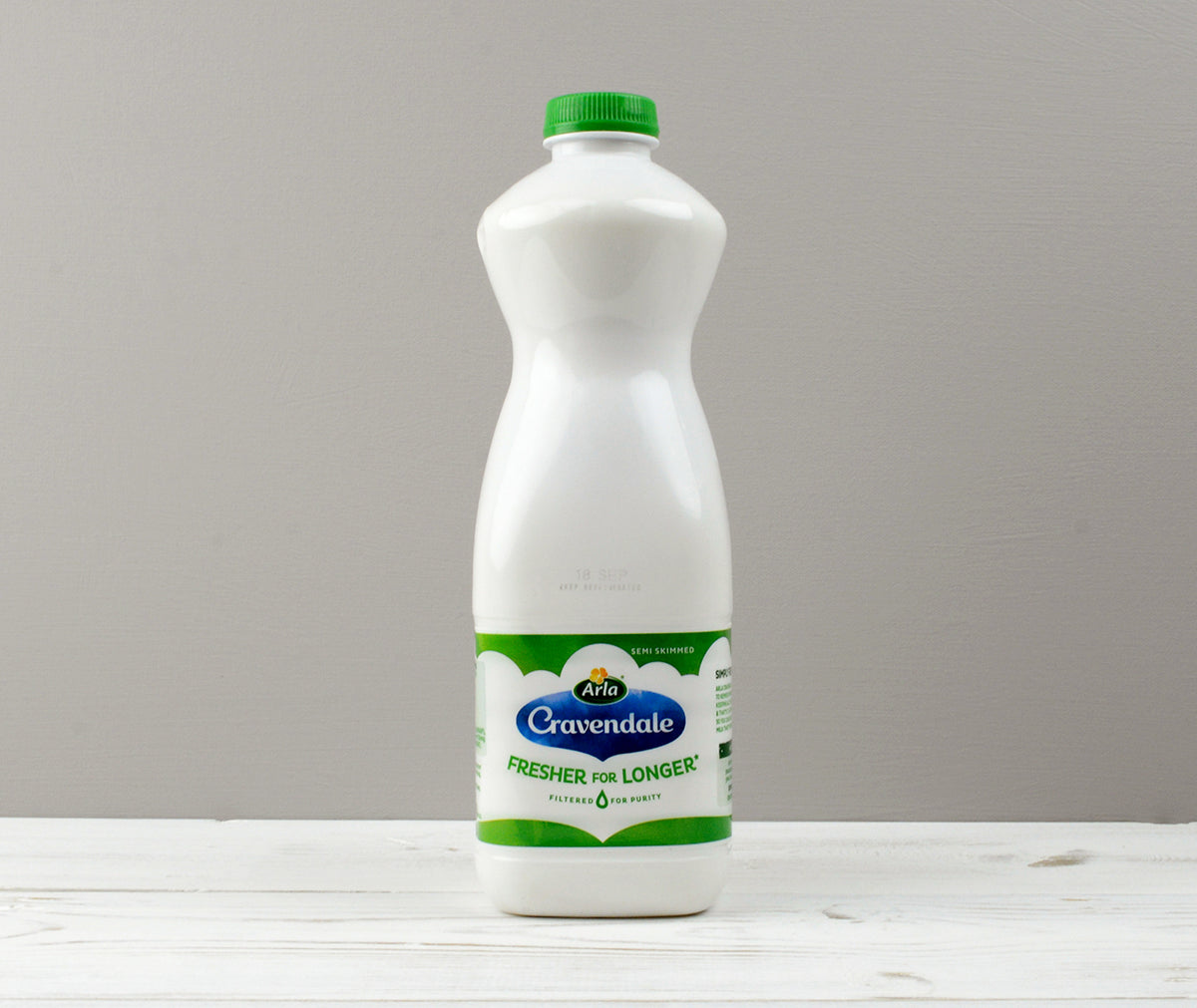 Buy 1 litre Cravendale Filtered Semi-Skimmed Milk Online – Fruit 4 London